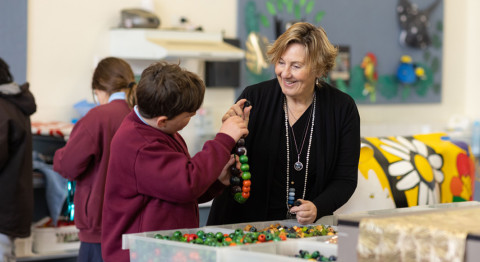 Image_News_Developing_cross-curriculum_programs_to_encourage_student ...